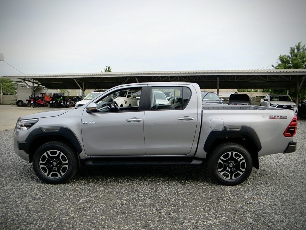 (RHD) TOYOTA REVO DOUBLE CAB PRERUNNER 2.4ENTRY 2x4 AUTO - SILVER - pap ...