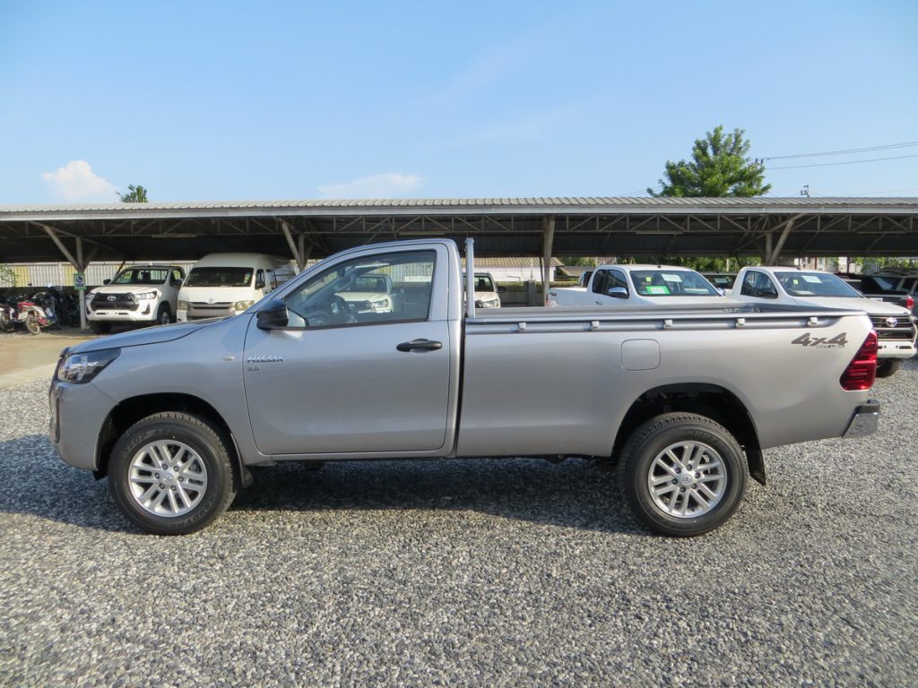 (RHD)TOYOTA REVO SINGLE CAB 2.8ENTRY 4x4 AUTO - SILVER - pap prosperity ...