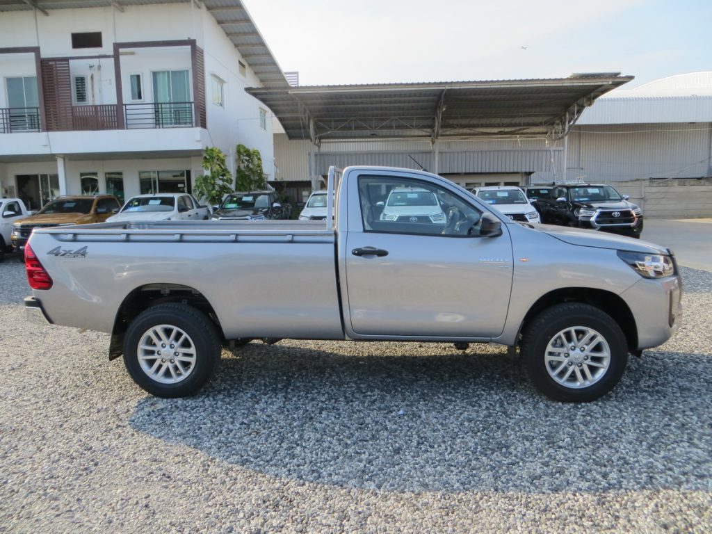 (RHD)TOYOTA REVO SINGLE CAB 2.8ENTRY 4x4 AUTO - SILVER - pap prosperity ...